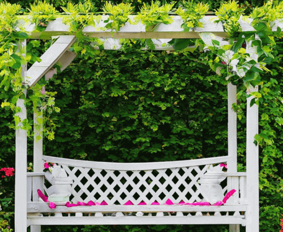 Pergola 2x2 : Ce qu'il faut savoir pour l'installer - Éclat Véranda